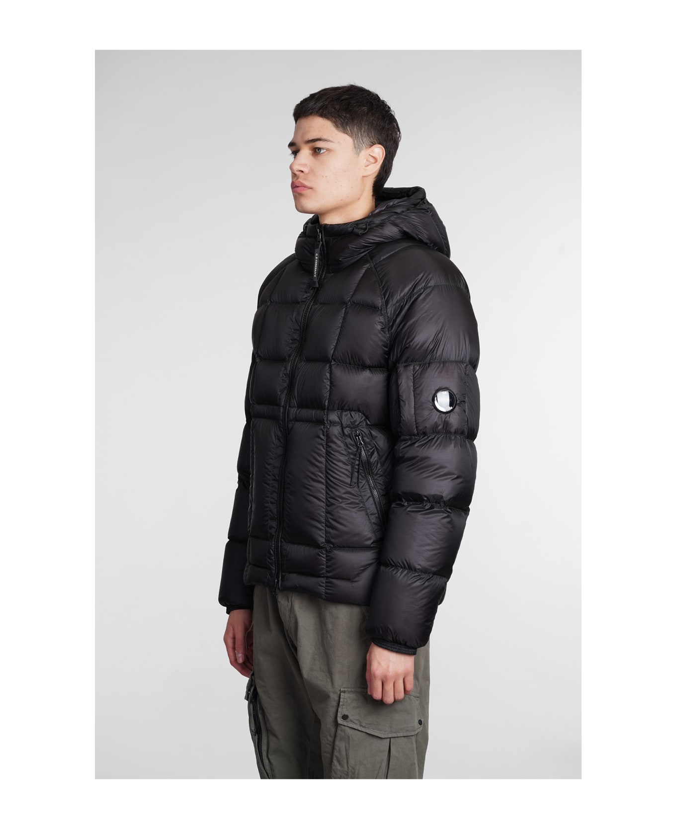 C.P. Company Puffer In Black Polyamide ダウンジャケット 通販 | italist