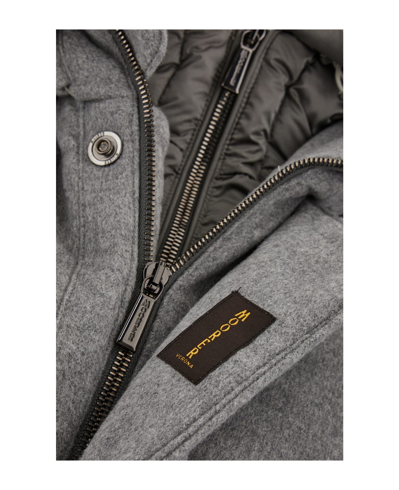 Moorer Grey Polyester Blend Jesse Down Jacket ダウンジャケット 通販 | italist ...