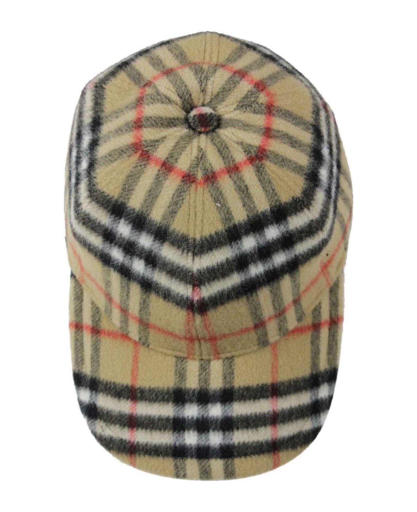 Burberry Vintage Check Cap | italist