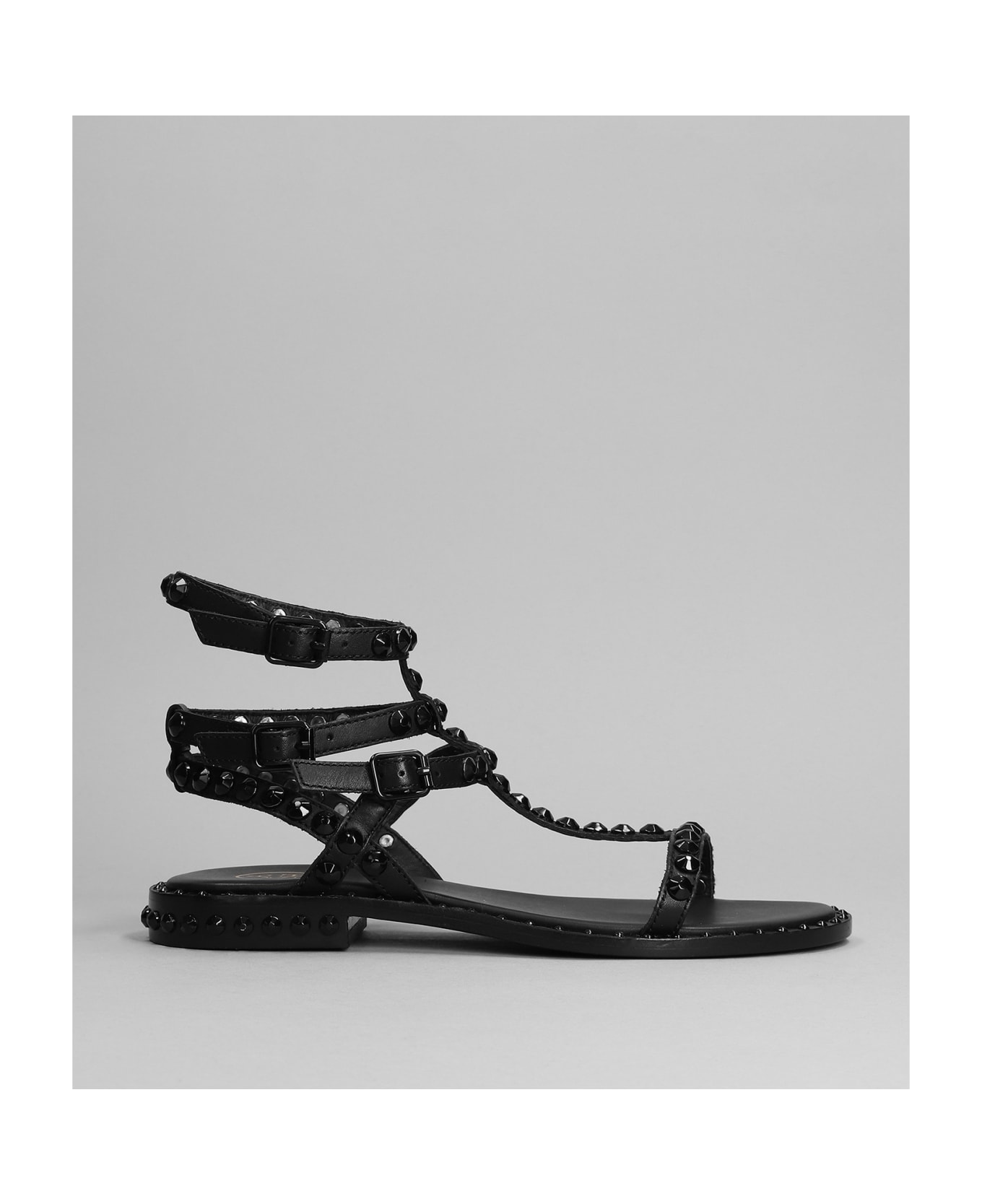 Ash Play Bis Flats In Black Leather | italist