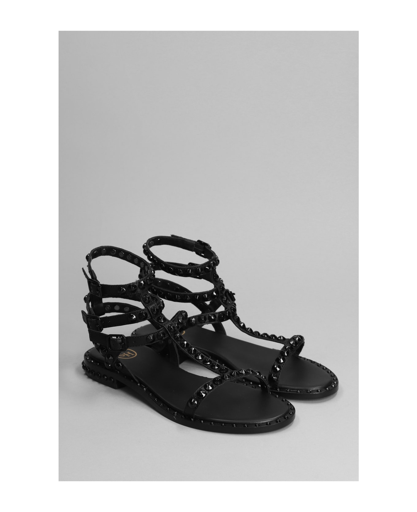 Ash Play Bis Flats In Black Leather | italist