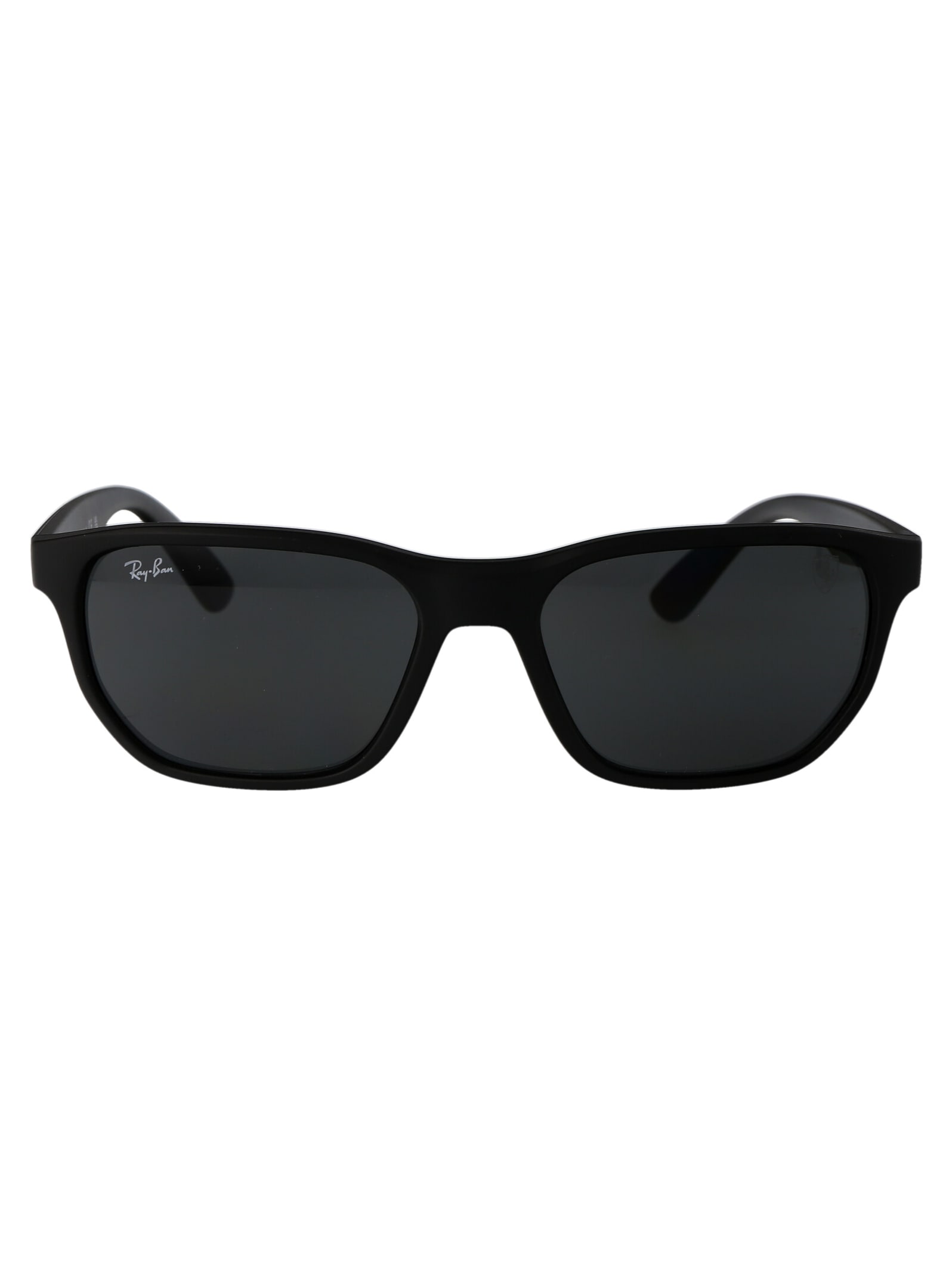 Ray-Ban curved-lense sunglasses | Smart Closet